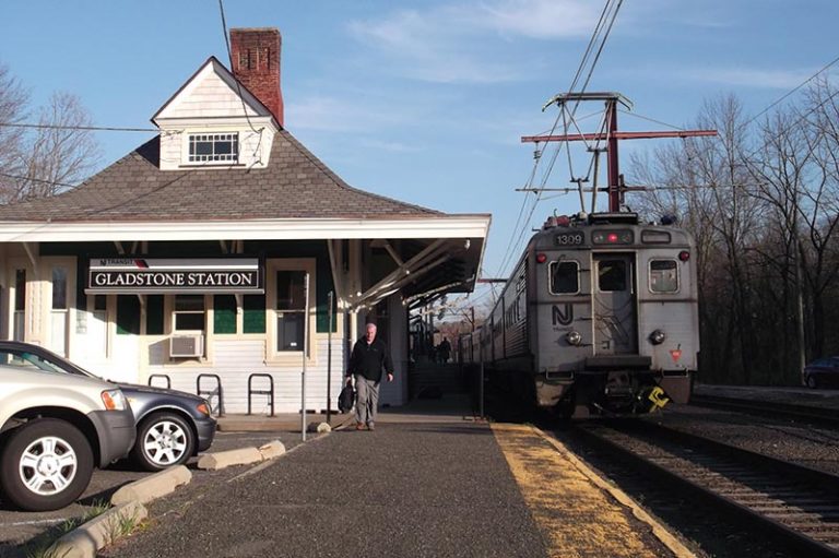 Consider the Commuter: An RMC Project Layout: Part 1 - Railroad Model ...