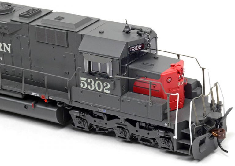 Product Review: Athearn Southern Pacific EMD SD39 in HO Scale ...