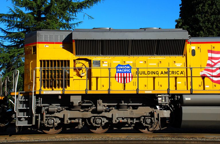 Union Pacific EMD SD70ACes and SD70AHs: Prototype Data and Details ...