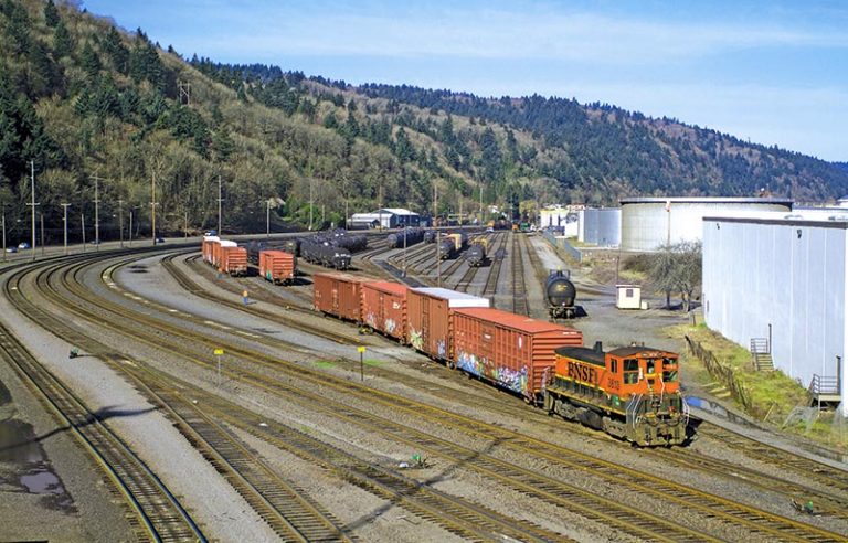 RMC Layout Design Clinic: Guild’s Lake Industrial Park - Railroad Model ...