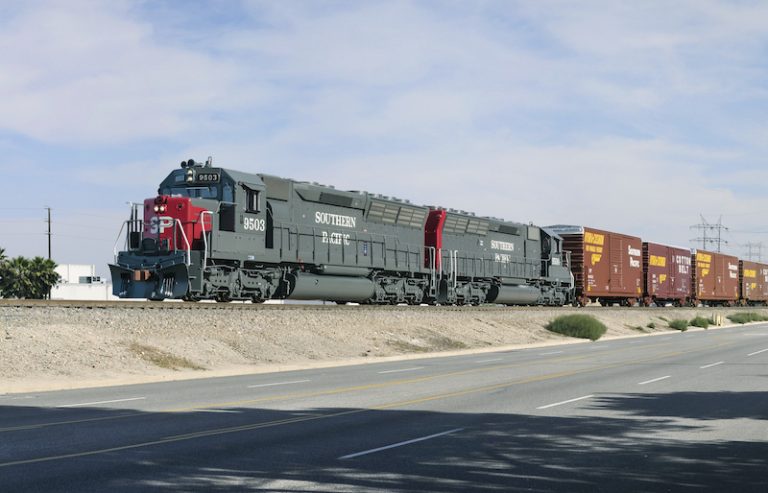 PHOTO 1 - SD45X SP 9503-9500 Mainline Glam(1) - Railroad Model Craftsman