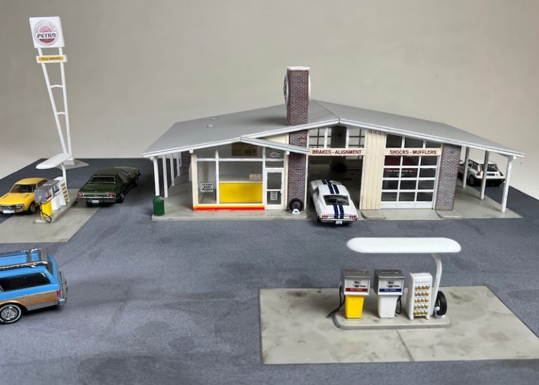 Walthers Cornerstone Vintage Gas Station - Railroad Model Craftsman