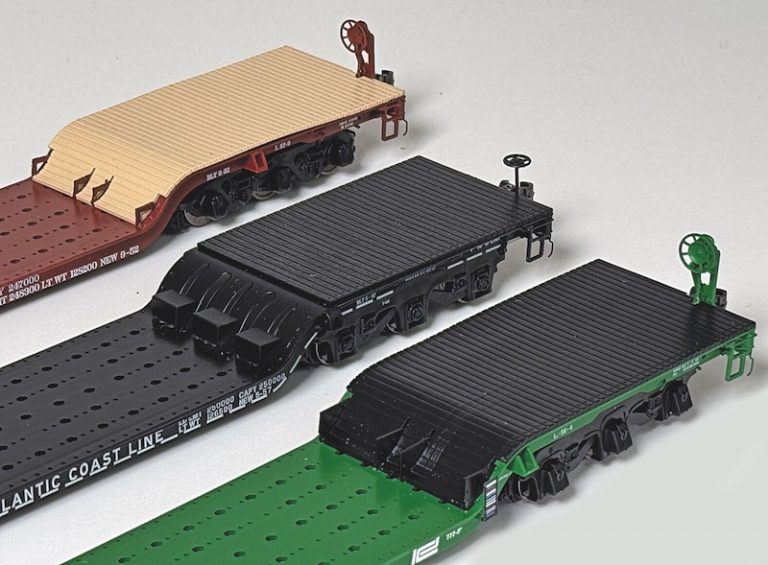 New Class One Model Works GSC Depressed-Center Flatcars - Railroad ...