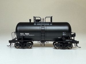 All-New GATX 10,000 gallon “Beer Can” Tank Cars from Atlas - Railroad ...